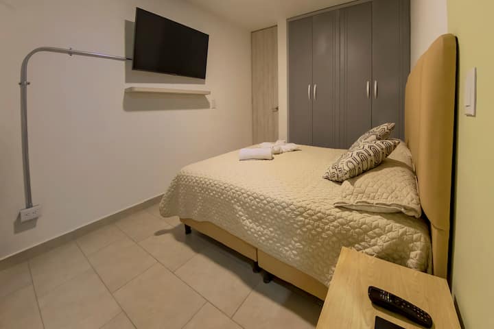 Habitacion Doble En Hotel Con Baño Privado - Pereira