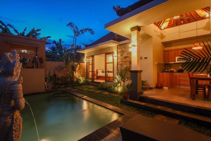 "Pondok Bagus" A Quiet Atmosphere And Private Pool - Ubud