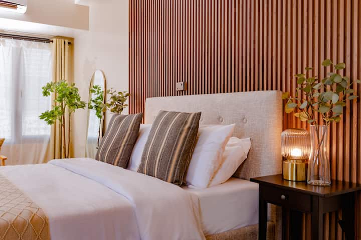New Chic Home-tel At Downtown Air Makati - Manila