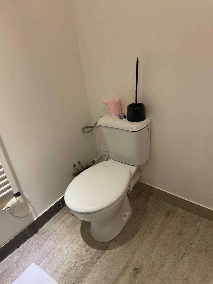 Chambre Privée Parking Chambre Salon Coin Repas - Visan