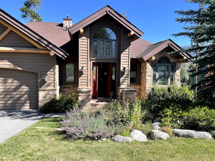 Magnificent Mountain Retreat - Pet Friendly! - Silverthorne, CO