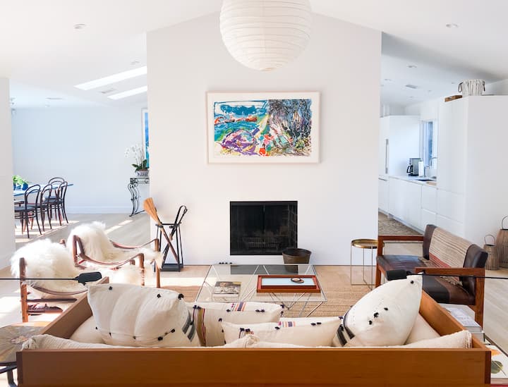 Stylish, Sun-filled Bellport Home With Pool - Patchogue, NY