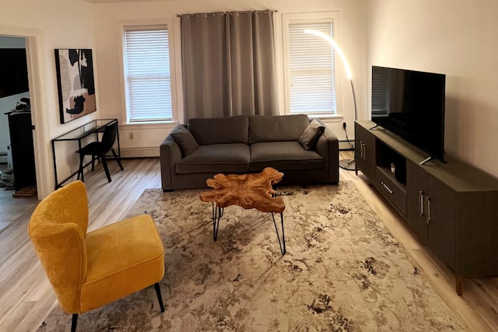 Stunning Condo Downtown Darmouth - Halifax