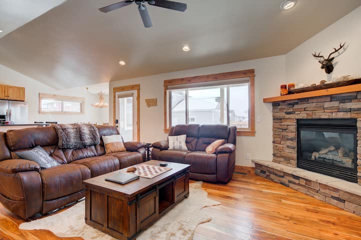 Modern Rustic Home In Bozeman - 보즈먼