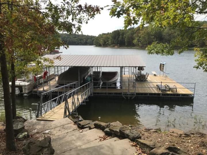 Lake Front Home With Outdoor Kitchen, Fire Pit - Ferne Clyffe State Park, Goreville