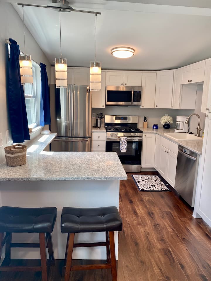 Adorable 1 Bedroom Guest House In Best Location - Indiana (State)