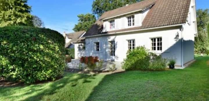 Magnifique Villa à La Campagne à 1 H De Paris - Montargis