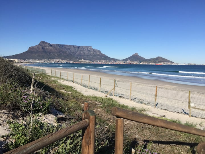 The Island Beach Villa - Cape Town