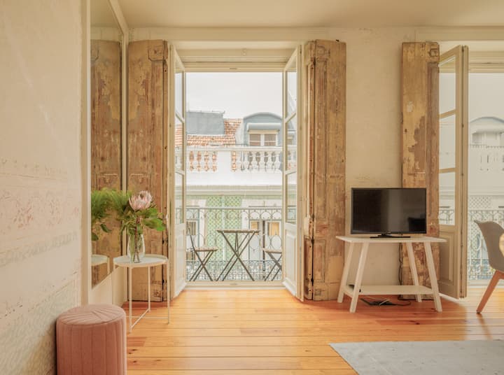Antiga Casa Pessoa - Os Frescos Apartment - Lisbon
