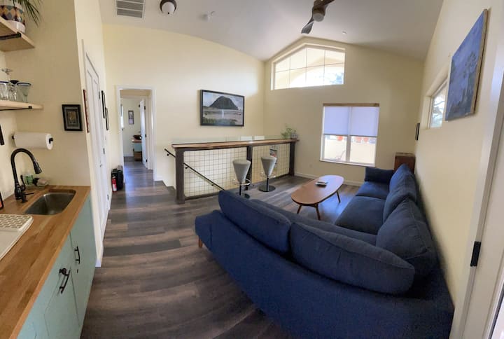 Casa Arriba Downtown Private King Bedroom Suite - Paso Robles, CA