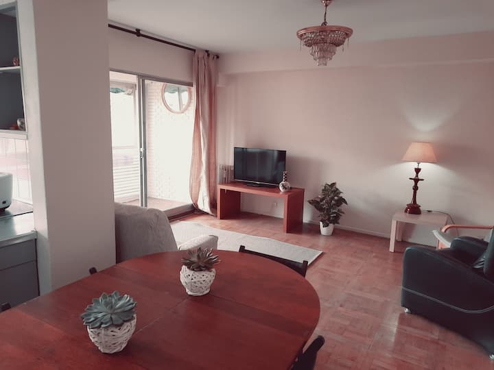 Piso Con Buena Energía En Madrid - Madrid