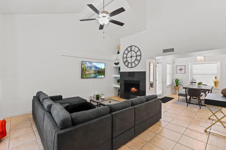 Attractive Newly Furnished Modern Home - El Paso, TX