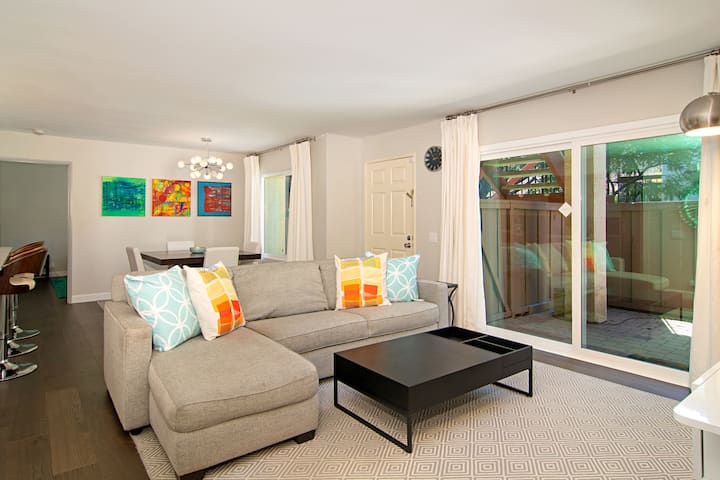 Fabulous Upgraded 2bed/2 Bath La Jolla Home + Pool - San Diego