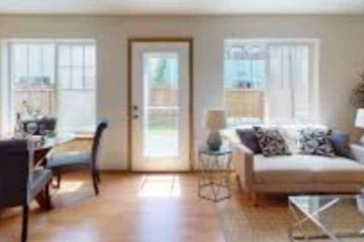 Beautiful 3bedroom 1.5 Bath - Everett, WA