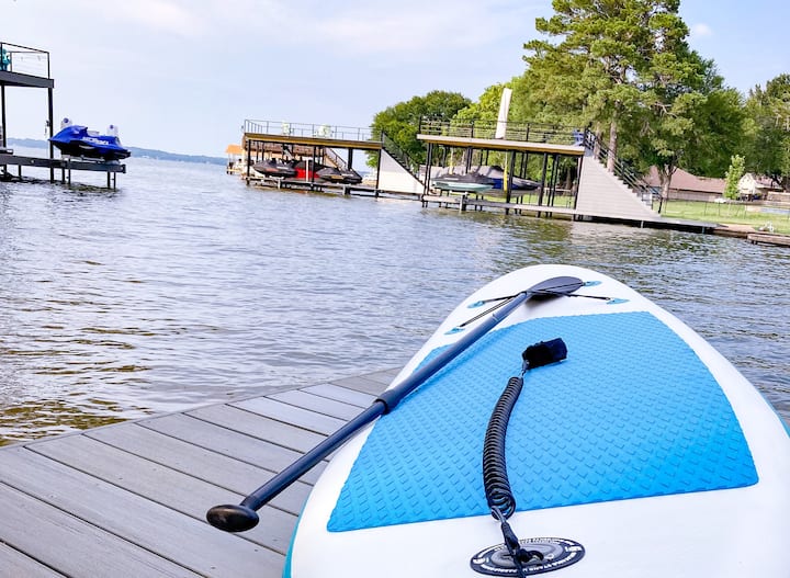 Lakefront Bliss At Cedar Creek | Fire Pit & Views - Trinidad, TX