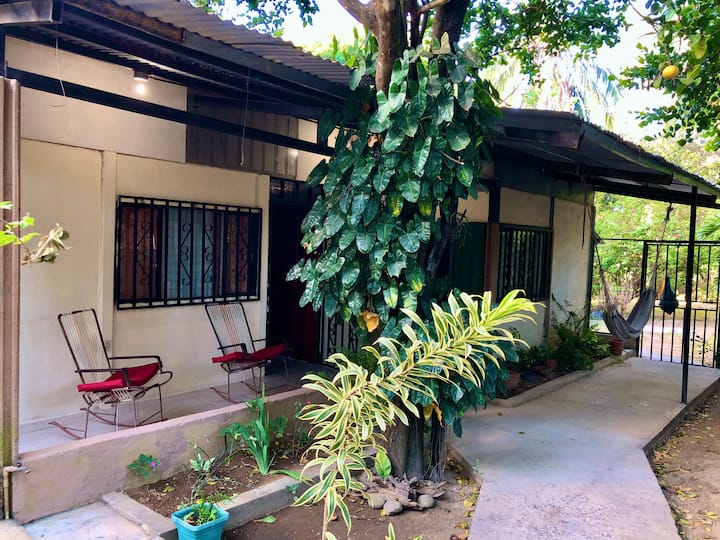 Rural Family Home For 8 - Liberia