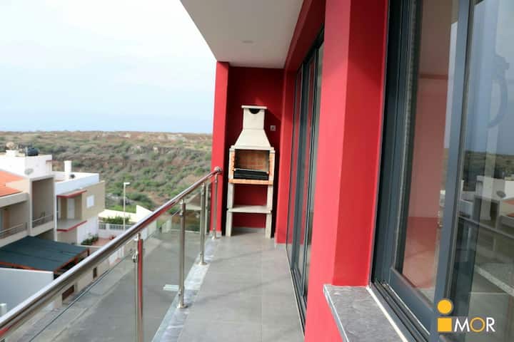 Lovely 3-bedroom Apartment With Bbq Grill - Praia