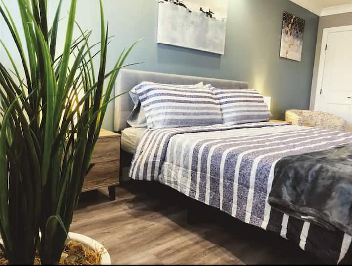 Warm & Cozy Private Guestroom - Anaheim, CA