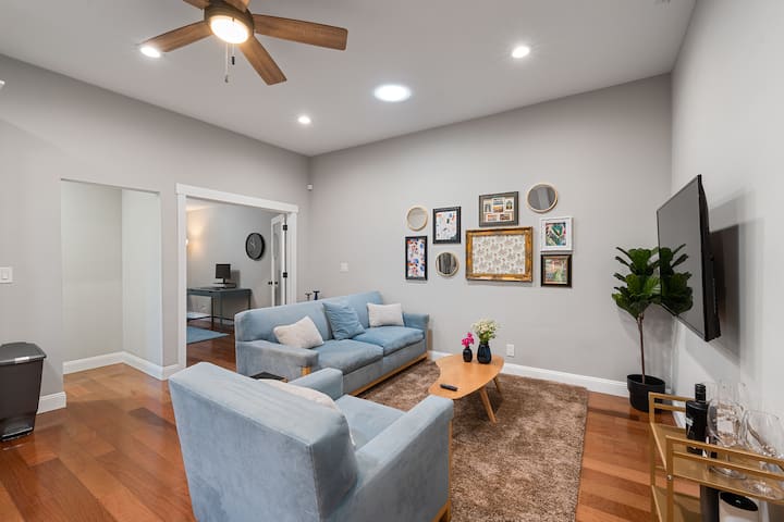 / Luxury Modern Home In Oakland With Ac & Wfh / - Oakland, CA
