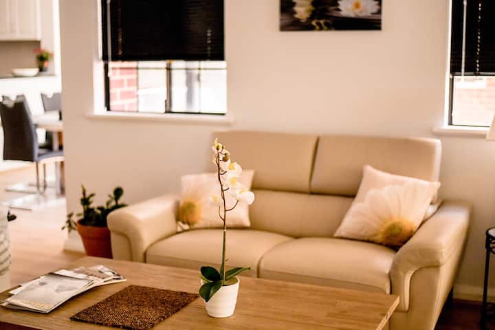 Boutique Hotel With 4 Bedrooms, 4 Ensuite1spa Bath - 