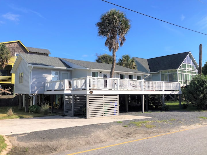 Folly Beach Beachfront Vacation Rentals - South Carolina, United States ...