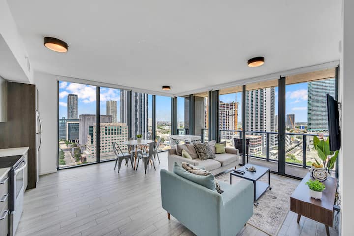 Modern High Rise Unit In The Heart Of Downtown - Miami