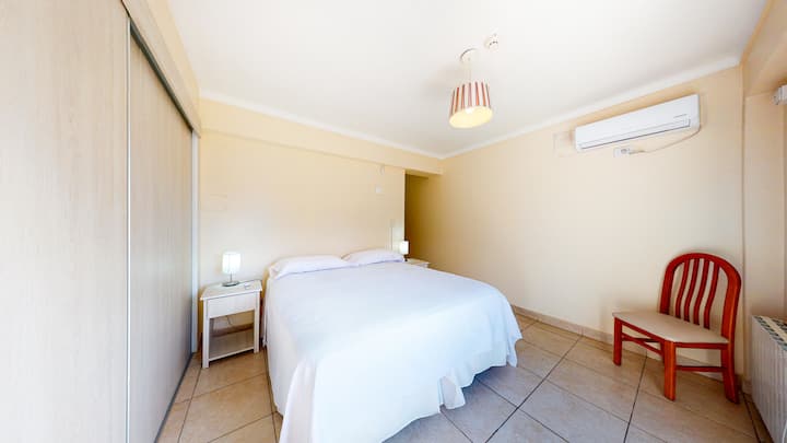 Cómodo Y Seguro Dpto En Mendoza-ac/cochera - Mendoza