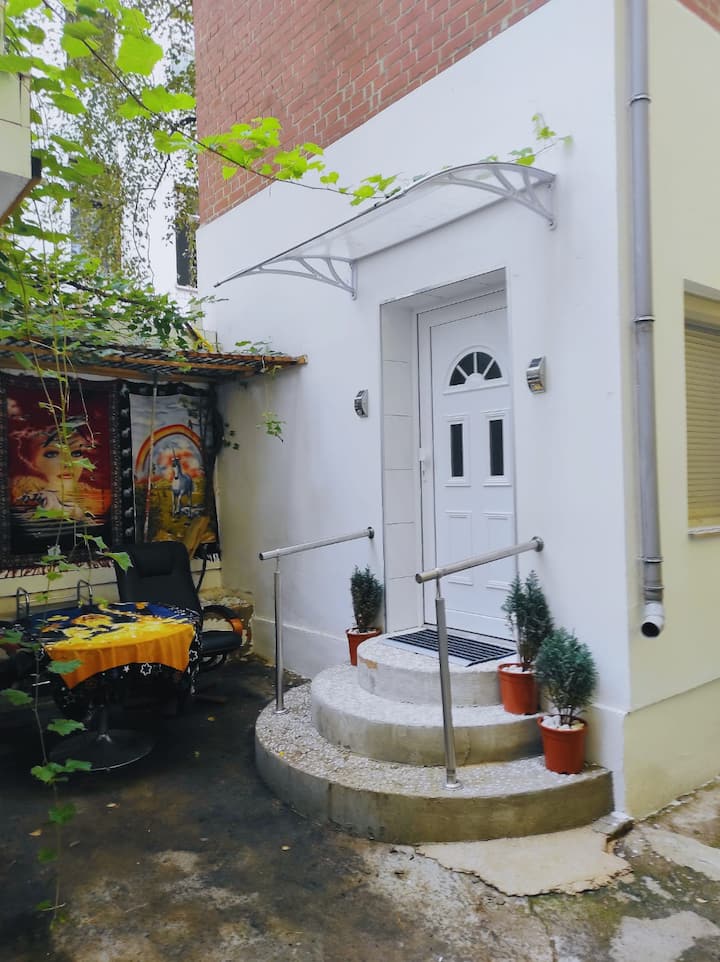Tiny House Apartment Maisonette In Kreuzberg - Berlin