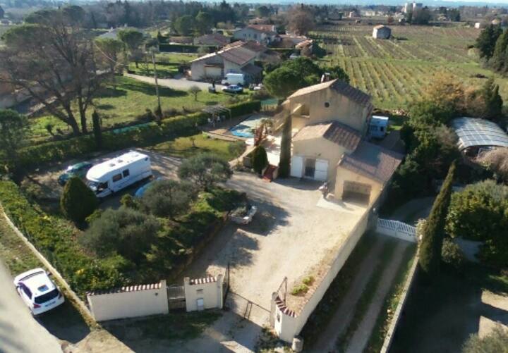 Chambre D'hote Avec Piscine Et Vue Sur Le Ventoux - Suze-la-Rousse