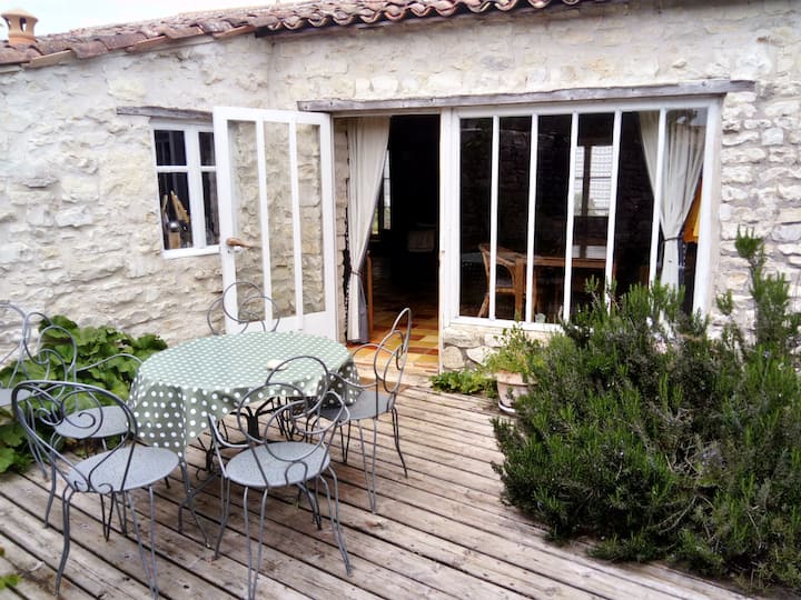 Jolie Maison En Pierres Bord De Mer - Sainte-Marie-de-Ré