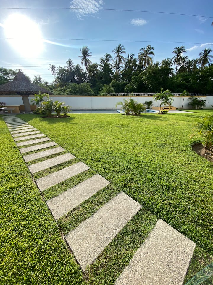 Caesars Paradise Relájate En Acapulco Y Enamórate - Acapulco