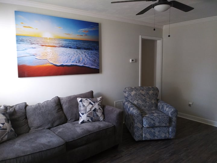 Nice Home Near Downtown And The Beach. - Pensacola, FL