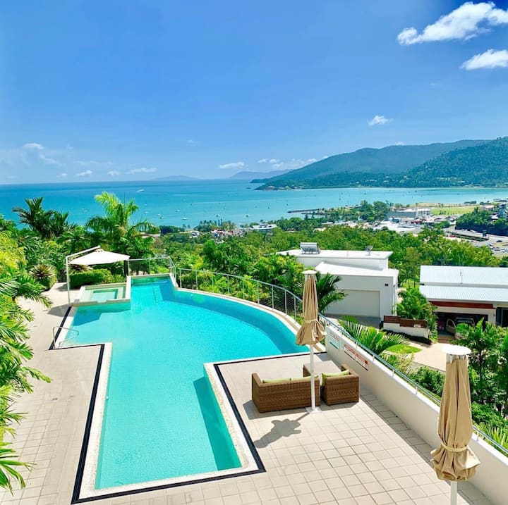 Views At 22, 2 King Beds, Ocean Views, Pool - Whitsundays