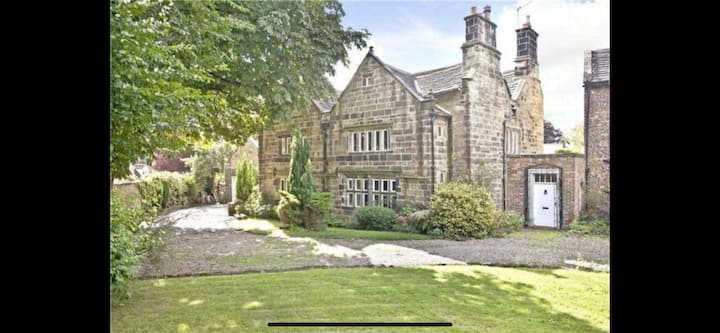 Grade Ii Listed Luxury Family Home - Barnsley
