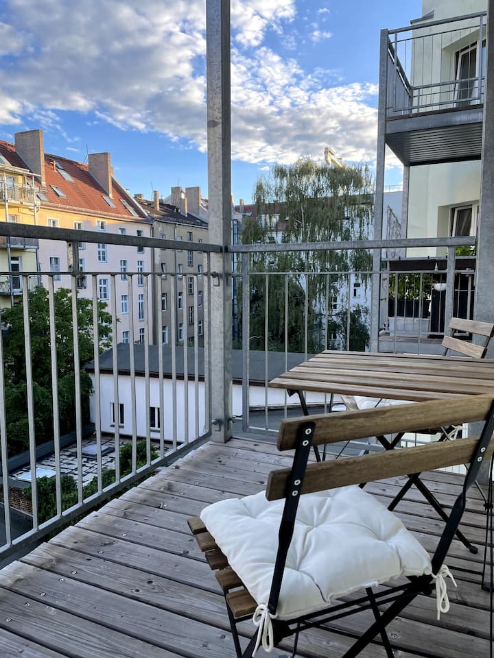Newly Renovated Apartment In Ideal Location - Berlin