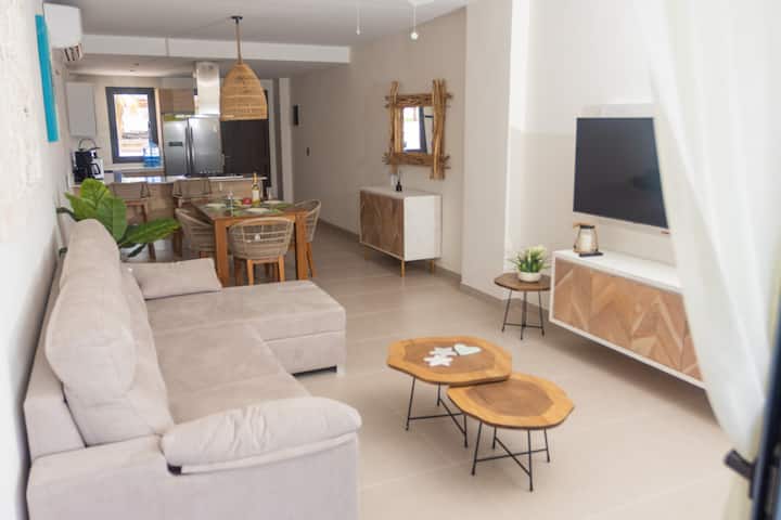 Luxury 2 Bed + 2 Bath W/ Private Pool + Local Food - Punta Cana