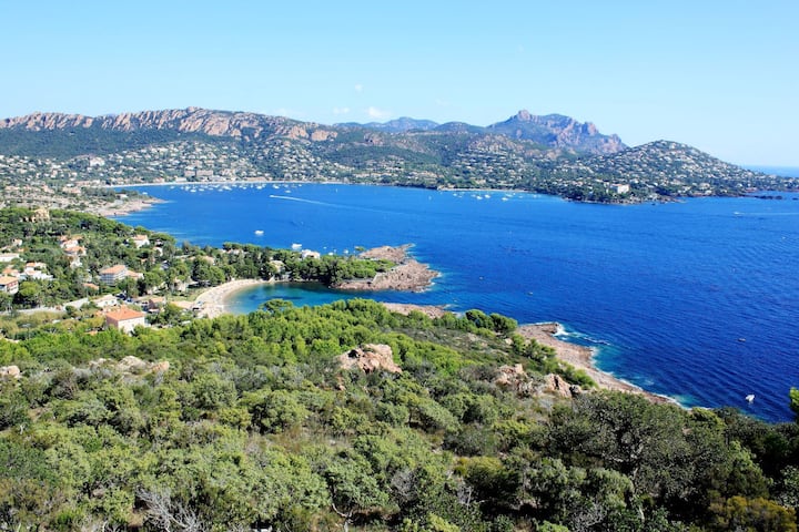 Confortable Appartement, Plage à 3' - Agay