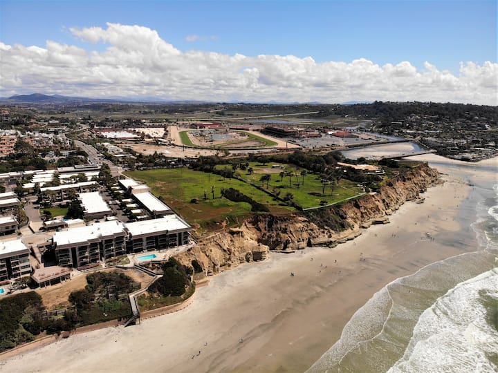 Del Mar Beach Club 2 Master Suites - Solana Beach, CA