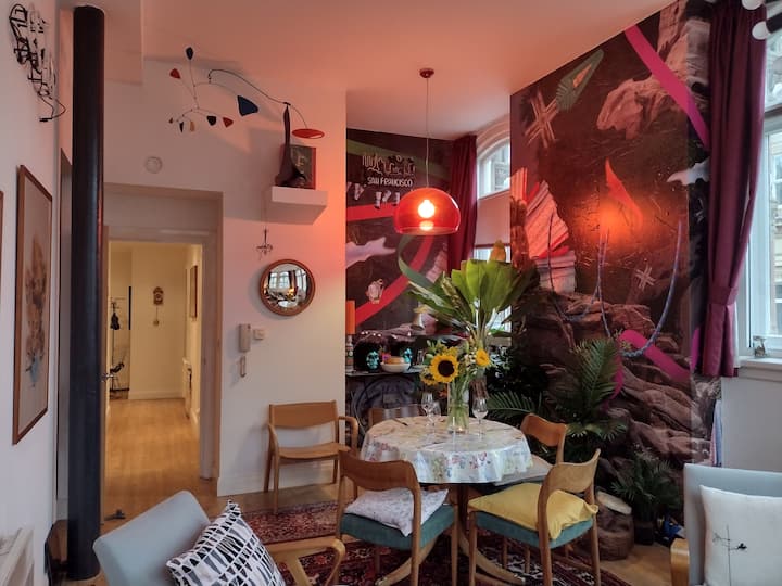 Stylish Two Bedroom Apartment In City Centre - Birkenhead