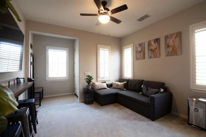 Private 1 Bedroom Suite W/ Own Entrance - Chino Hills, CA