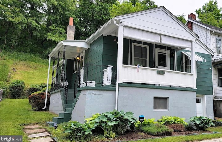 Retro Retreat Ideally Located In Md Mountains - Cumberland, MD