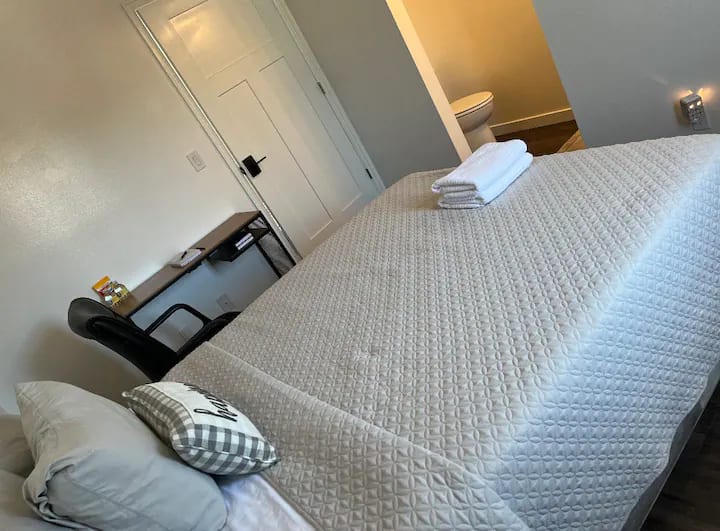Charming Room Close To Resorts. - Sandy, UT
