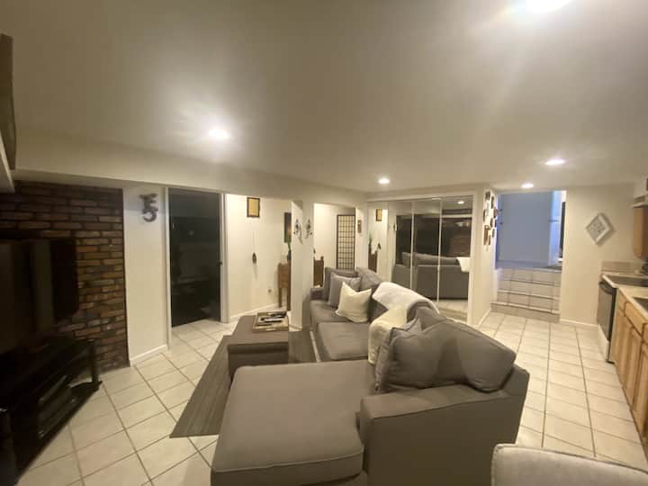 Quiet 1-bedroom With Gym & Private Parking - Greenwich, CT