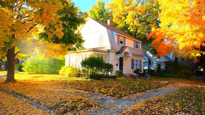 Quaint Historic Home In Near North Neighborhood - University of Notre Dame, Notre Dame