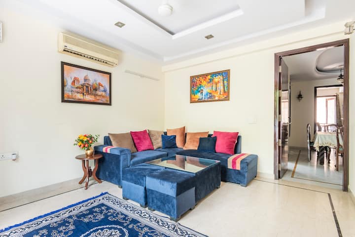 Modern Park Facing 3br East-of-kailash-metro 100m - 뉴델리