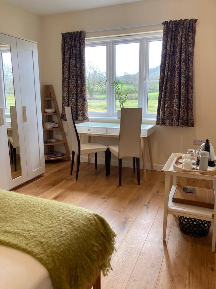 Room With A View! Ground Foor, Ensuite, Tranquil. - Shaftesbury