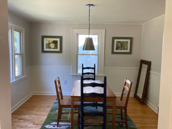 Near Yale, Qu, Nhu, King Bed & Parking - New Haven, CT