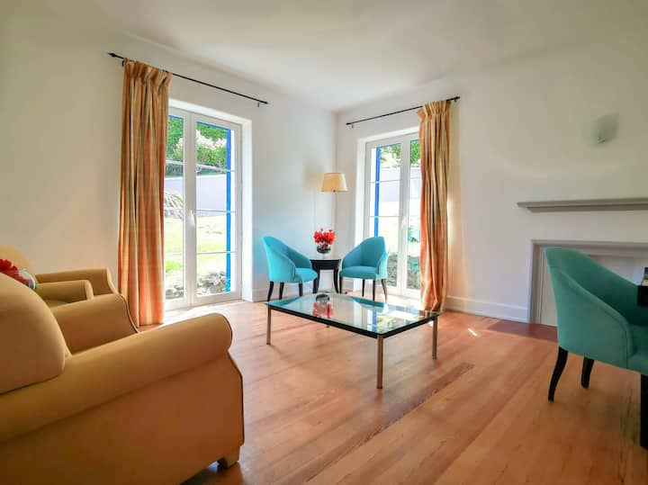 Garden's Nest - East Villa - Horta