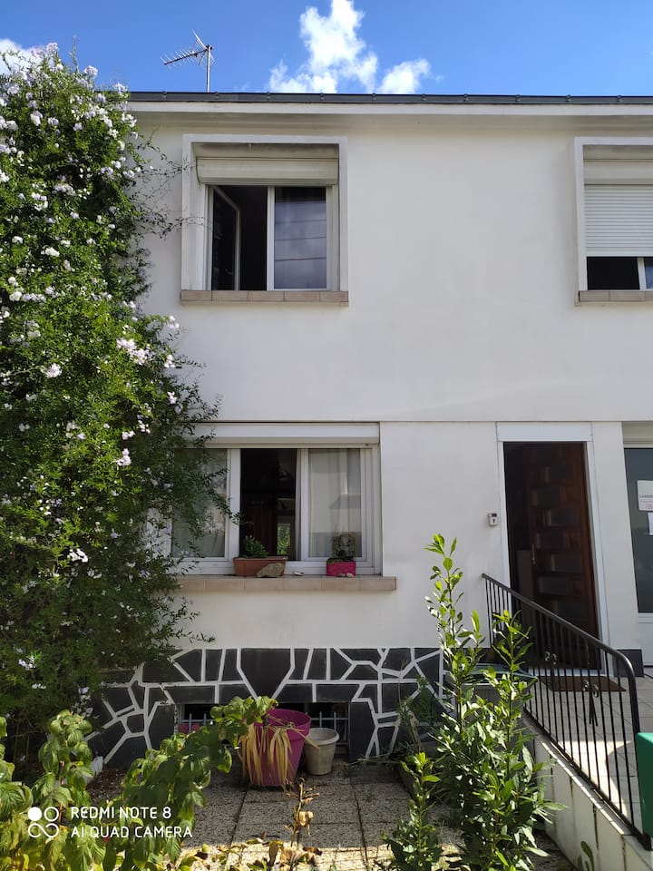 Loue Chambre En Espaces Partagés Chez L'habitant. - La Roche-sur-Yon