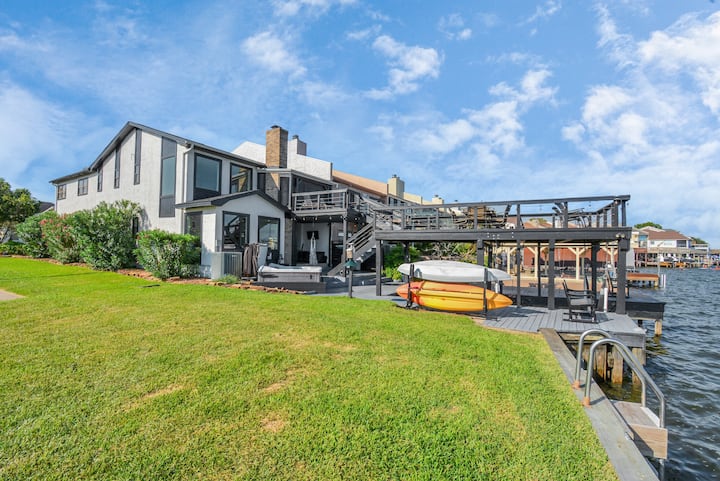 Luxlakefront - Hottub - 7 Beds - Game Rm - Kayak - Conroe, TX